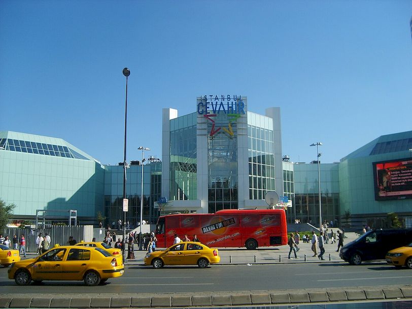 İstanbul’un en büyük AVM’si - i24HABER
