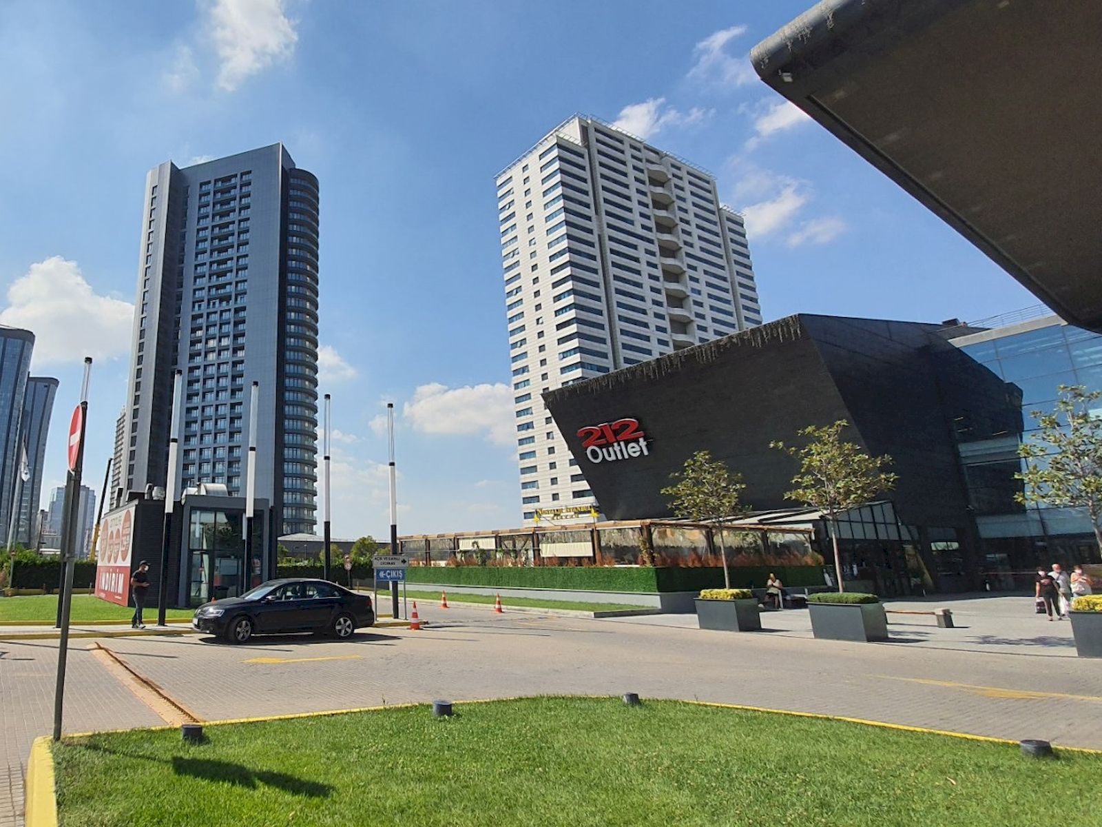 212 İstanbul Power Outlet Nerede, Nasıl Gidilir? - i24Haber